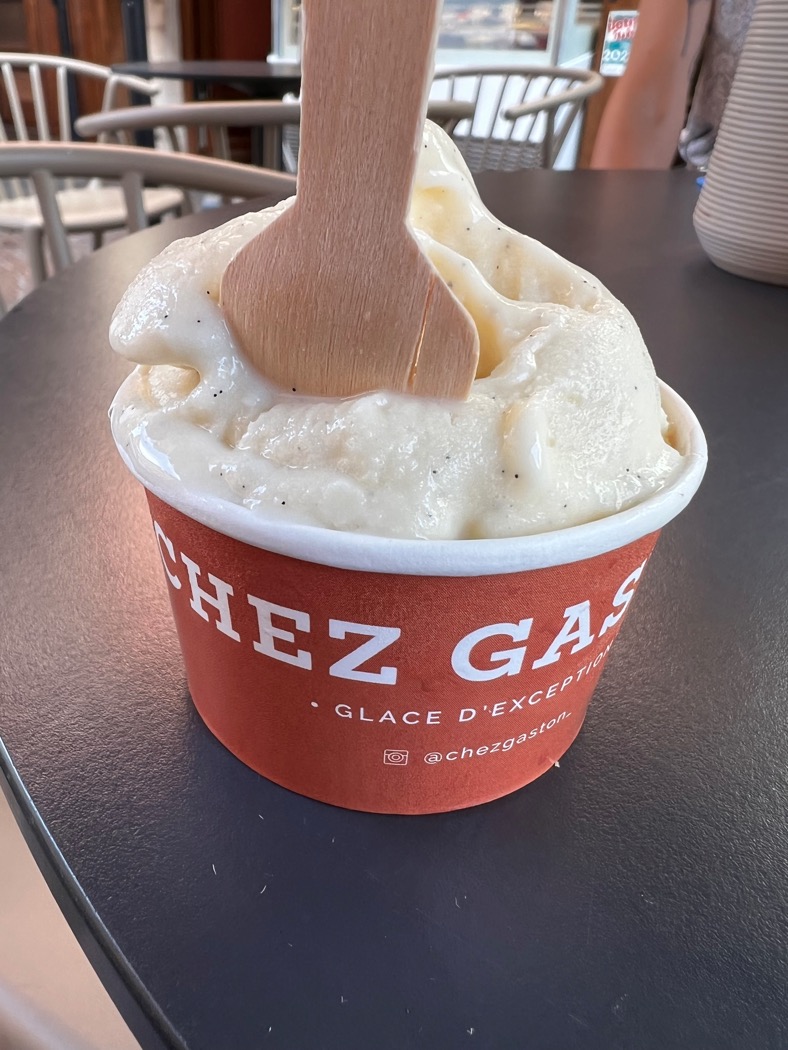 Chez Gaston, les fabuleuses gaufres de Lièges Made in Alpes - Découvrir ...