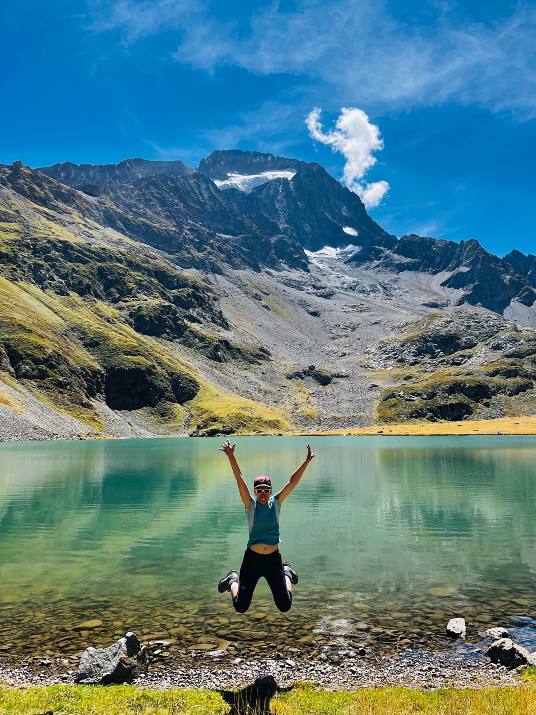 Le lac de la Muzelle, une pépite au coeur des Écrins - Découvrir les Alpes